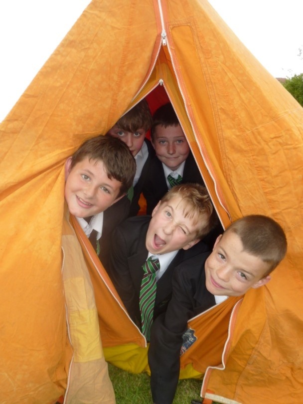 The Mosslands School - Tent Team Building