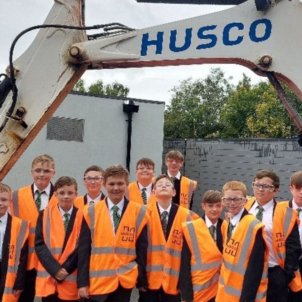 The Mosslands School - Year 7 HUSCO STE@M Visit